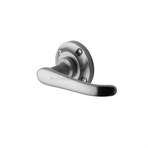 Windsor Lever on Round Rose - Locks and Fittings